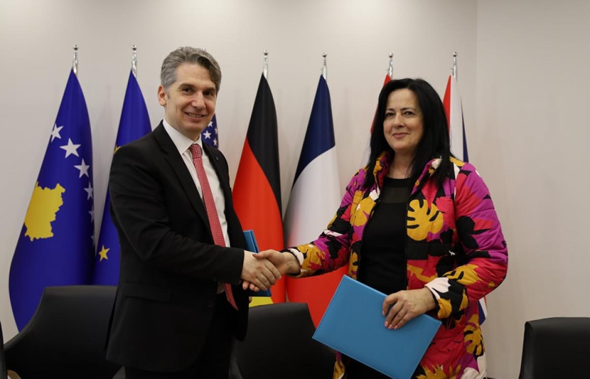 Western Balkans University signes an agreement with the Albanian Red ...